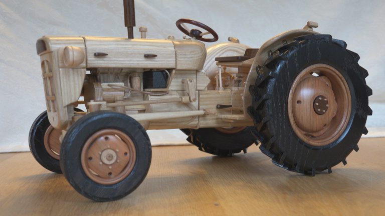 Fordson Super Dexta - Dutchy Patterns
